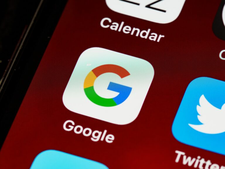 Akár 45%-ot is eshetnek a Google részvényei az elemző szerint